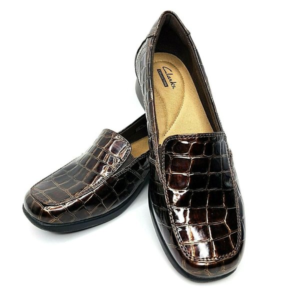 Clarks | Shoes | Clarks Womens Croc Print Slip On Loafer Size 65 M ...